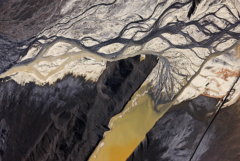 Industrial Scars: Aerial Photography of the Places Polluted By Modern ...