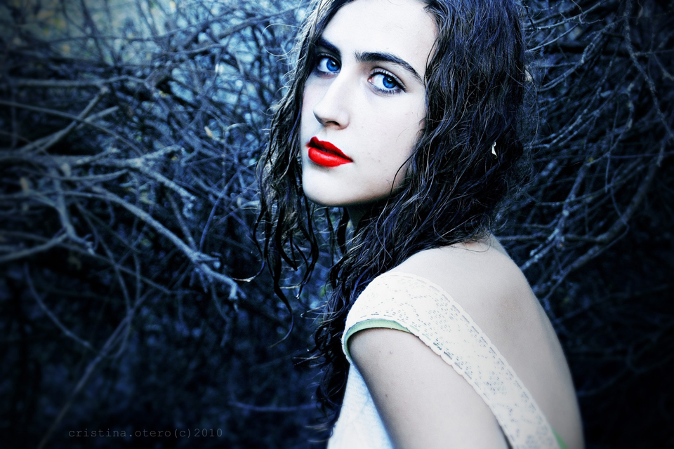 The Most Beautiful Scary Faces You'll See (Hi-Res Photos)