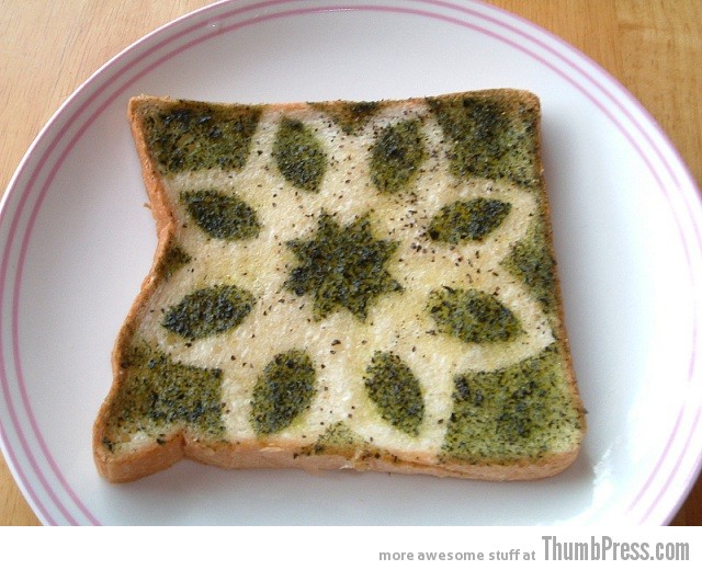 Artistic Toasts: 20 Pictures of Creatively Made Toast-art