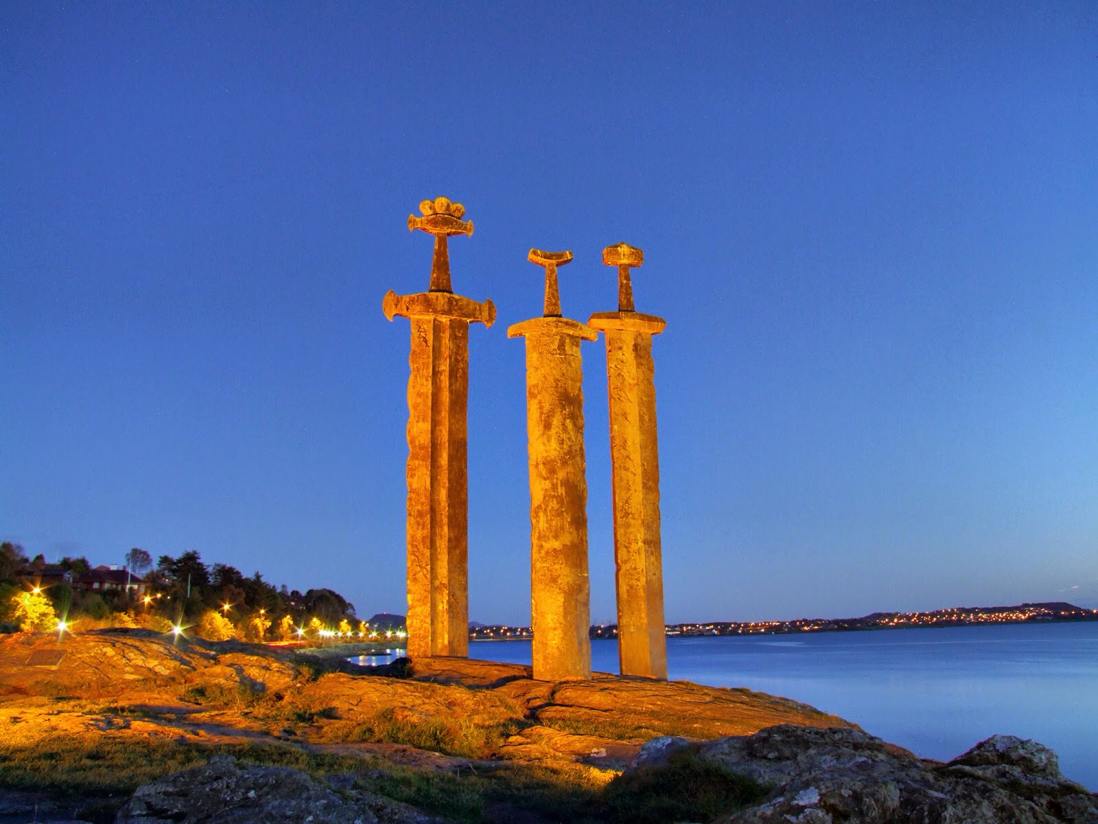 One Of The Coolest Monuments In The World.