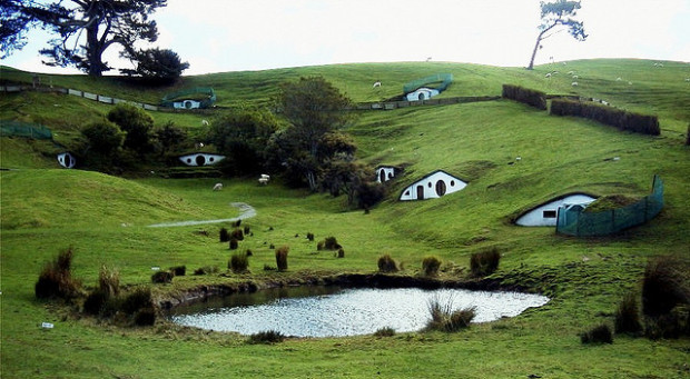 10 FAMOUS MOVIE LOCATIONS THAT YOU CAN VISIT IN REAL LIFE